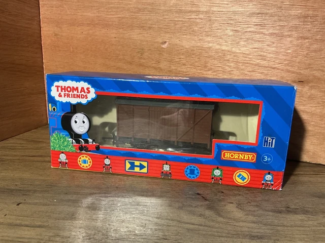 HORNBY RAILWAYS 00 Gauge R9239 Thomas The Tank & Friends Brown Vent Van ...