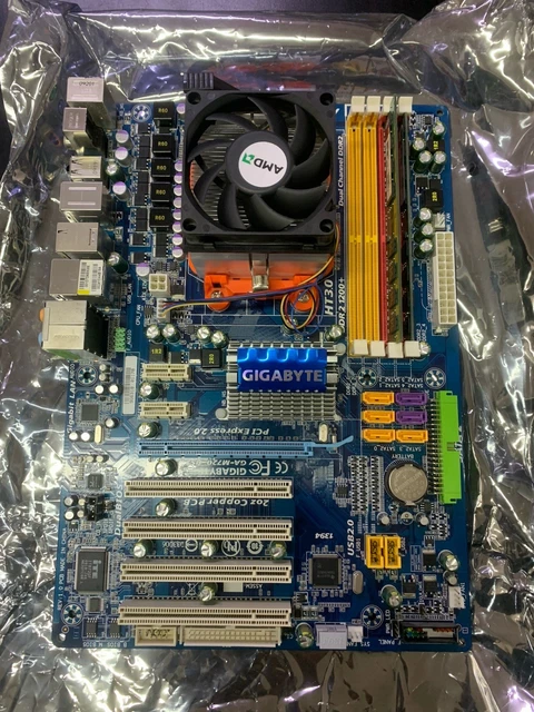 MOTHERBOARD GIGABYTE GA-M720-US3 AM2 4x DDR2 3x Pcie ATX 4x PCI +CPU ...