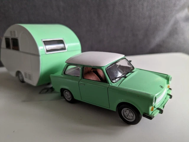 Trabant Bausatz Mit Wohnwagen