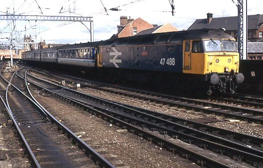 ORIGINAL COLOUR SLIDE of 47488 BR class 47 diesel loco £1.75 - PicClick UK