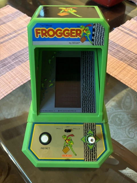 VINTAGE SEGA 1982 Frogger Tabletop Mini Arcade Game Works $250.00 ...