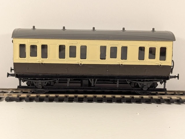 RATIO GWR 4 Wheel Coaches OO Gauge £12.00 - PicClick UK