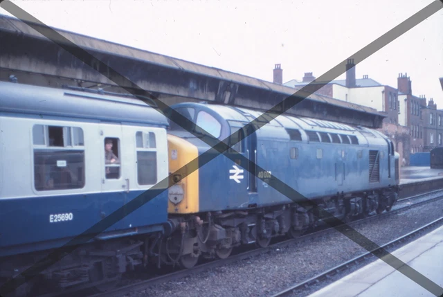 RAILWAY LOCOMOTIVE 35MM Slide – Class 40 002 Sitting At Station ? Derby ...