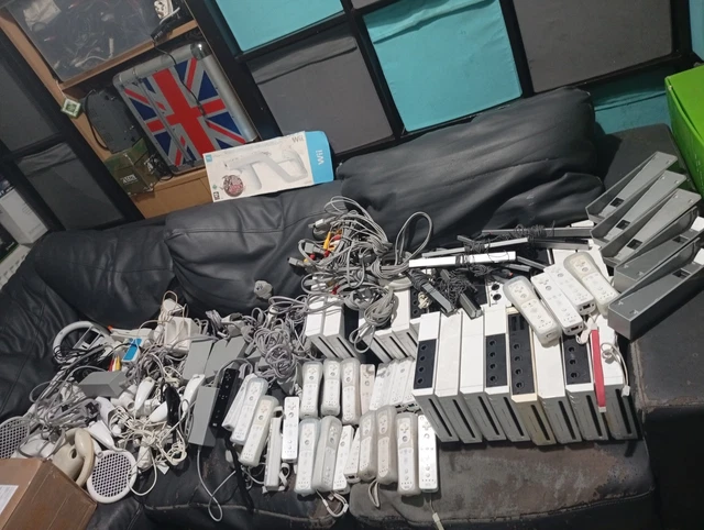 LOOK HUGE NINTENDO Wii Console & Bits Bundle Job Lot £1.75 - PicClick UK