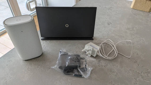 SUPER WIFI 6 BOOSTER (MESH) AND Power Hub ROUTER (Vodafone) All Working ...