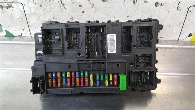FORD RANGER BODY Control Module Bcm Fuse Box Fu5T15604 £26.95 - PicClick UK