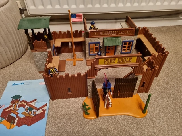 PLAYMOBIL 3023 PRESQUE complet Western Fort EAGLE en parfait état avec ...