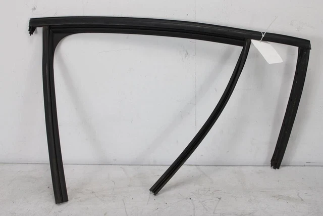 SKODA OCTAVIA 5E Mk3 Door Rubber Seal Left Rear Outer Window 2013-2020 ...