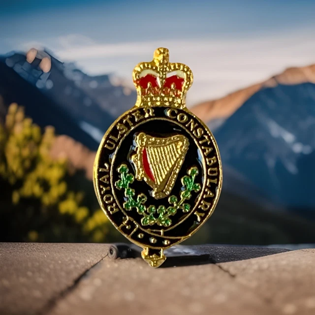 VINTAGE ROYAL ULSTER Constabulary (RUC) Enamel Badge. X10 51 £7.50 ...