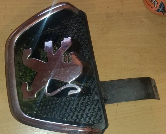 PEUGEOT 206 KÜHLERGRILL Herstelleremblem / Logo / Emblem 9628688677 EUR ...