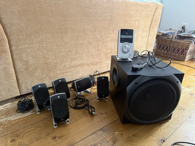 LOGITECH Z-5500 DIGITAL 5.1 surround sound speakers. Complete Set ...