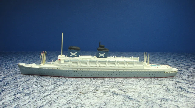 1:1200 RESIN WATERLINE Model Chandris Line Australis America West Point ...