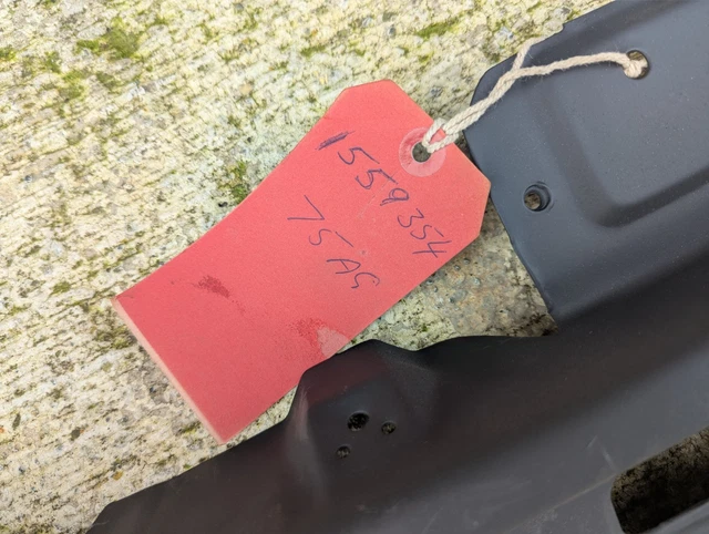 FORD ESCORT MK2 Rs 2000 Mexico Rs 1800 Nos Genuine Ford Front Slam ...