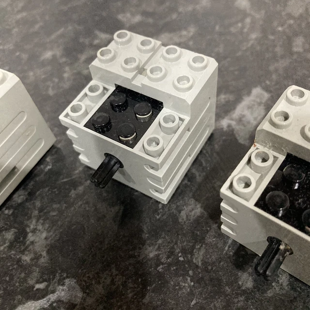LEGO 43362 MINDSTORMS Electric Motors Job Lot X4 £37.00 - PicClick UK