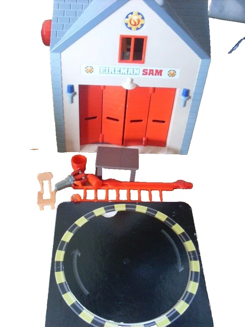 FIREMAN SAM RESCUE Deluxe Fire Station £9.99 - PicClick UK