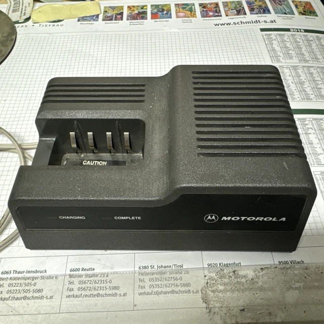 BASE DE CARGA original Motorola ELN1040B para batería NT HT800 radio de ...