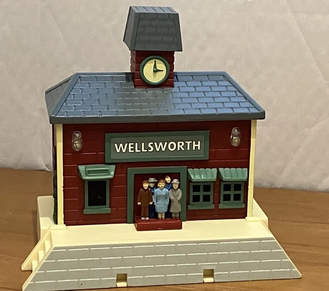 THOMAS TANK ENGINE & Friends Take Along Wellsworth Station Learning ...