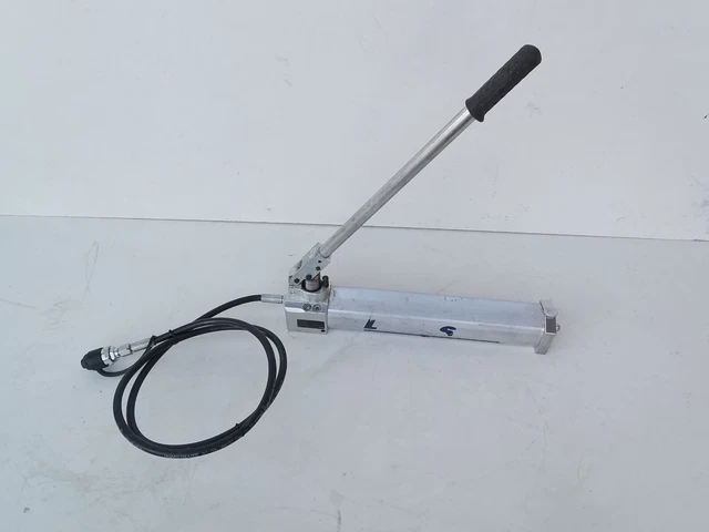 LUKAS HYDRAULIK HANDPUMPE LH-2/0,9-70-700bar mit Schlauch und ...