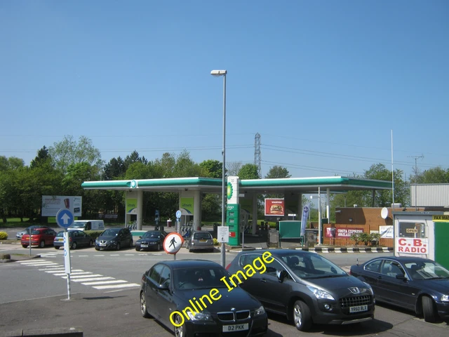 PHOTO 12X8 BP station-service à Lancaster Services, M6 North bound ...