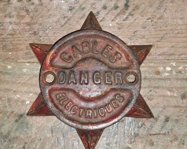 Thire En Fonte Danger