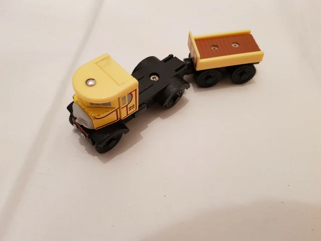 THOMAS THE TANK Engine & Friends WOODEN ISABELLA WOOD TRAIN PLAYWORN ...