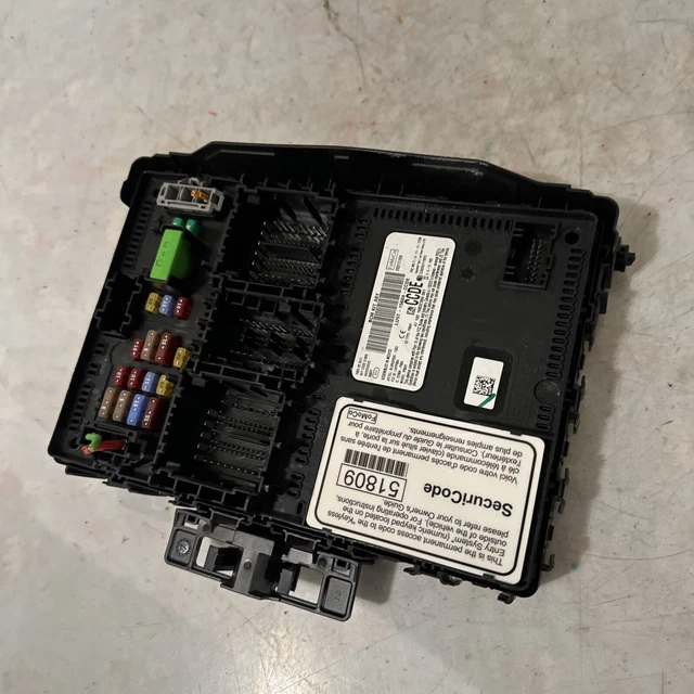 2022 FORD ESCAPE Bcm Junction Block Fuse Box Relay Body Control Module ...