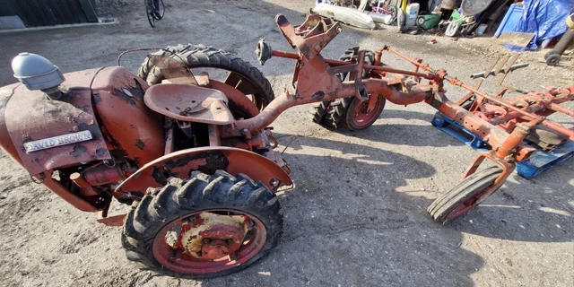 DAVID BROWN 2D tractor £400.00 - PicClick UK