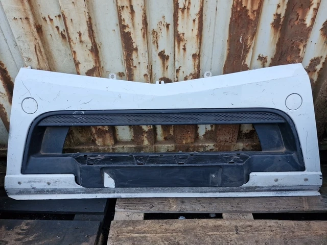 MERCEDES ACTROS FRONT Centre Bumper Grill Panel A9608850181 £89.00 ...