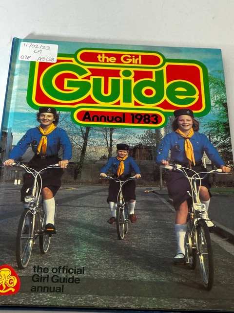 THE OFFICIAL GIRL Guides Annual Hardcover Book 1983 Vintage Collectible ...