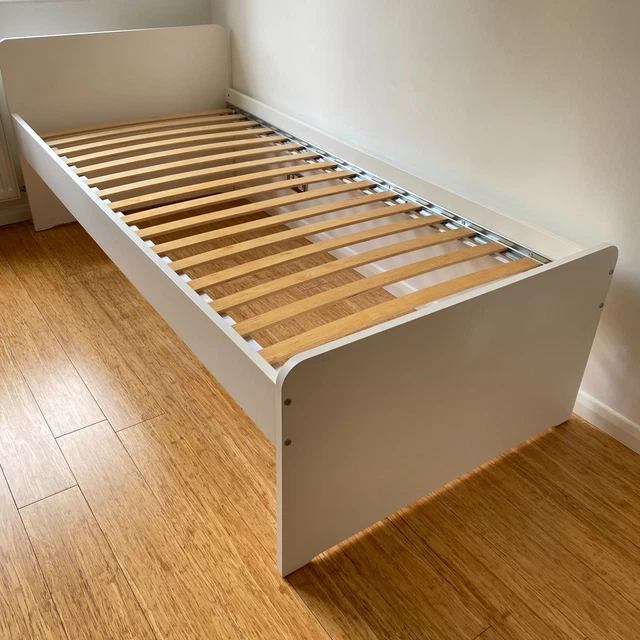 SLÄKT IKEA KIDS Bed Frame with Slatted Bed Base, White, 90x200 cm £21. ...