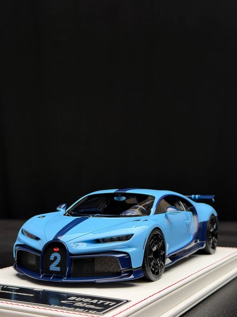 BUGATTI CHIRON PUR Sport (Two Tone Blue) [Davis & Giovanni] 1:18 scale ...