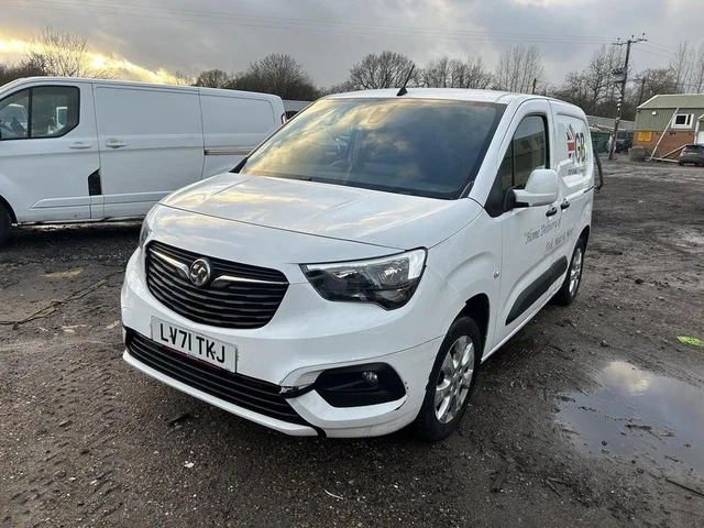 71 PLATE VAUXHALL Combo Griffin Edition 1.5 None Runner Cambelt Euro 6 ...