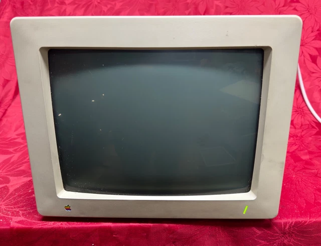 VINTAGE APPLE COMPUTER A2M6016 Monitor Monocrome Powers On £52.68 ...