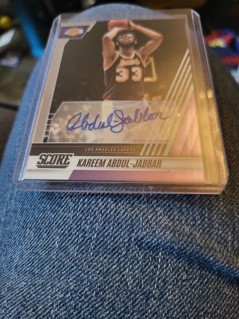 2022-23 PANINI CHRONICLES Kareem Abdul-Jabbar voiture 65/75 sp score wow. EUR 38,30 - PicClick FR