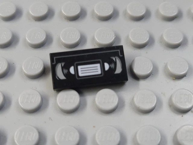 LEGO BLACK 1X2 Minifigure VHS Tape Tile Piece £2.26 - PicClick UK