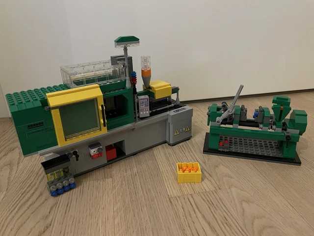 LEGO 4000001 MOULDING Machines Kunststoffspritzgussm. Inside Tour 2011 ...