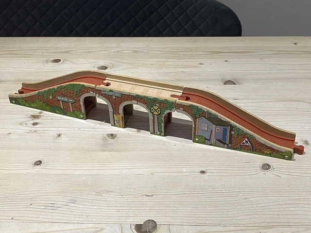 THOMAS WOODEN RAILWAY SUDDERY BRIDGE for wooden train sets £16.00 ...