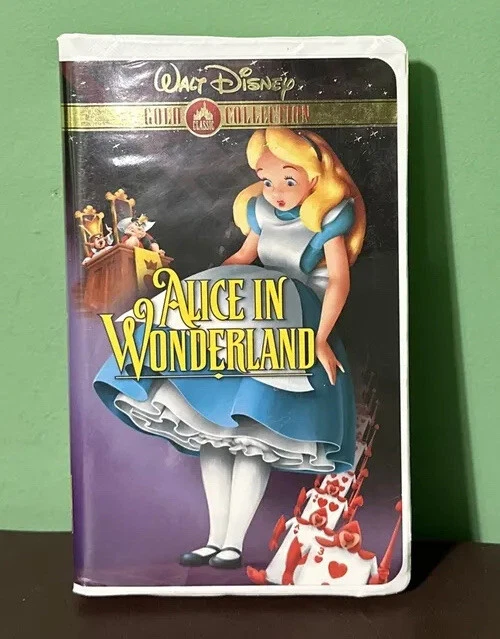 VINTAGE DISNEY VHS Movie The Black Cauldron (VHS, 2000, Gold Collection Edition) £9.85 - PicClick UK