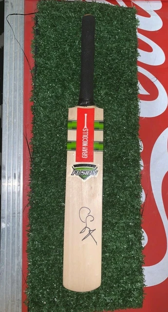 CHRIS GAYLE (WEST Indies) -Universe Boss - signed Gray Nicolls Mini ...