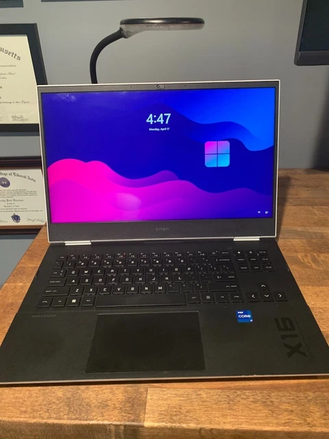 HP OMEN LAPTOP 16-b0xxx: white, 11th gen i7, 16gb ram, 3tb ssds, Nvidia ...