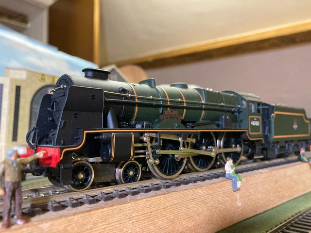 AIRFIX 54121-3 LMS Royal Scot 4-6-0 Loco & Tender #46100 - verpackt ...