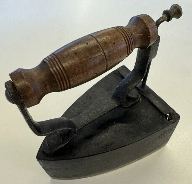 VICTORIAN ANTIQUE KENDRICK CAST IRON & BRASS BOX IRON & SLUG C.1880 ...