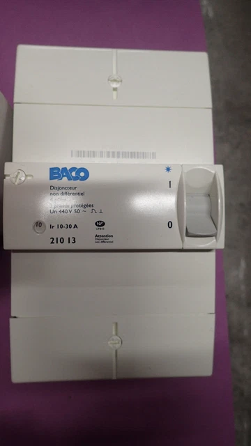 LEGRAND BACO 21013 - Disjoncteur NON DIFFERENTIEL TRIPHASE TETRA 4P 10-30A EUR 174,49 - PicClick FR