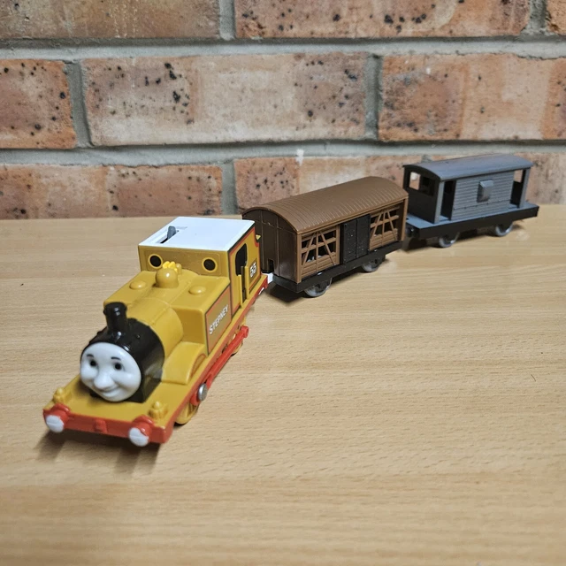 TOMY TRACKMASTER THOMAS the tank engine train stepney and truck £15.99 ...