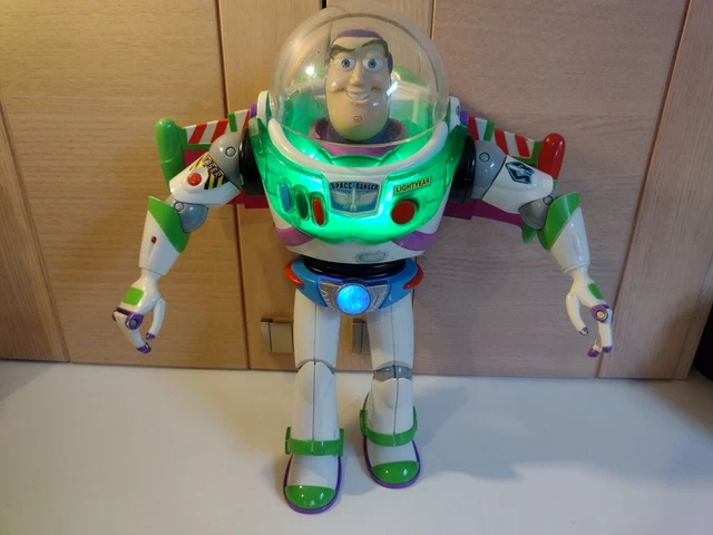 Disney Pixars Toy Story Buzz Lightyear Space Ranger 12 Talking Action 8434