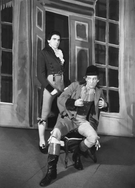 BRITISH ACTORS ALEC Guinness And Andre Morell 1939 OLD PHOTO $7.63 ...