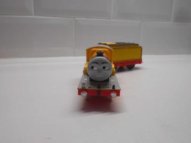 TOMY TRACKMASTER THOMAS the tank engine train molly and tender £18.99 ...