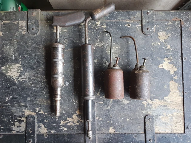 ANCIENNE POMPE À graisse Tecalemit et burette d'huile Bib collection ...