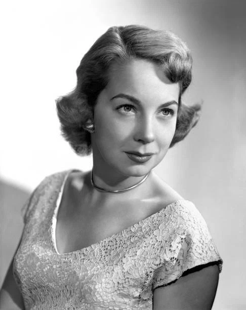 HILDY PARKS AS Ellie Crown In The TV Show Love of Life 1 Old TV Radio ...