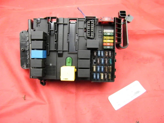 SMART CAR 450 FORTWO 599cc 600cc 1998-02 UNDER DASH FUSE BOX WITH LOOM ...